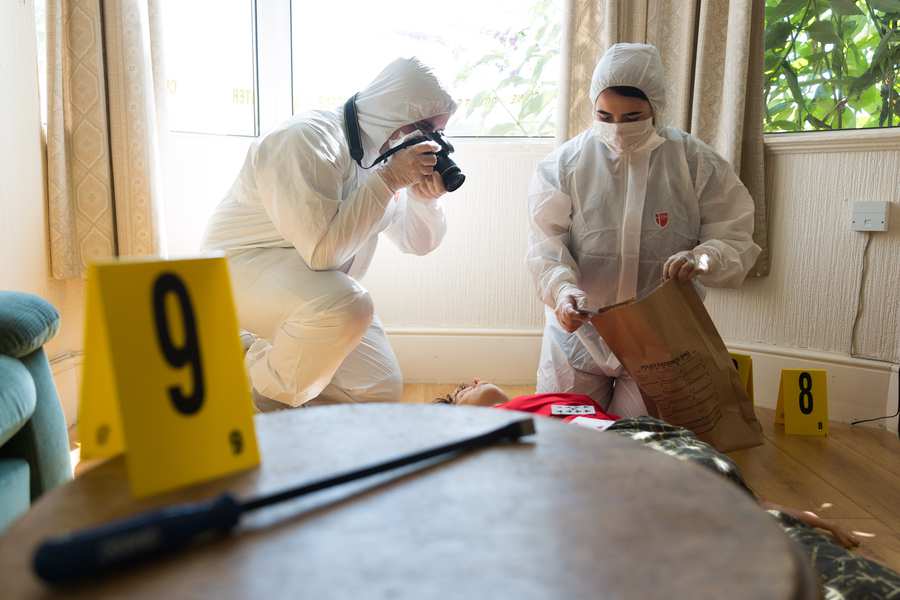 Forensic Science Degrees | University of South Wales