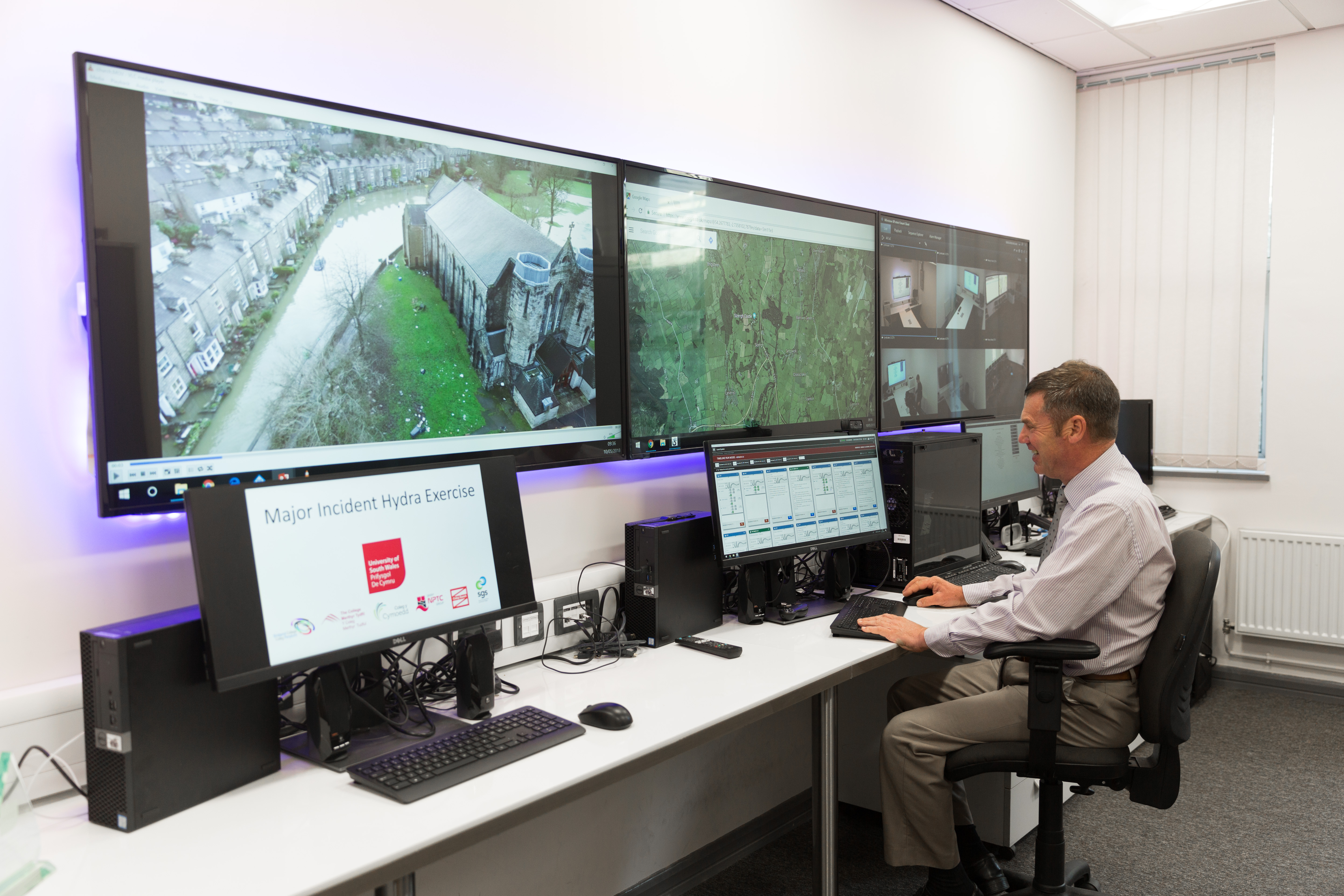 USW and Gwent Police sign Hydra agreement - University of South Wales